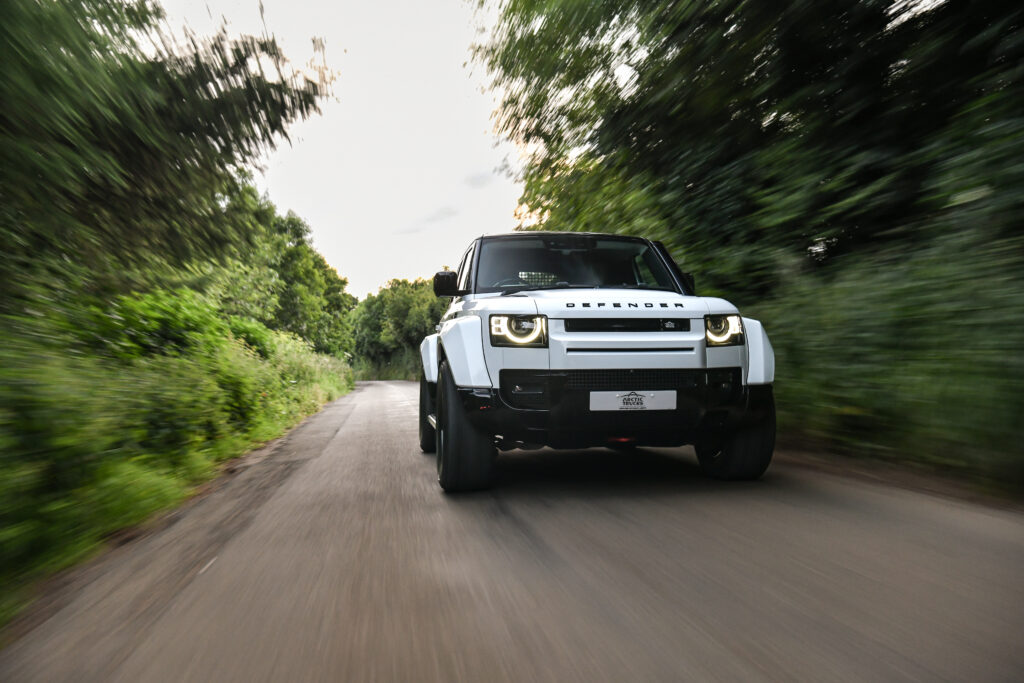 AT37 Land Rover Defender - Arctic Trucks US